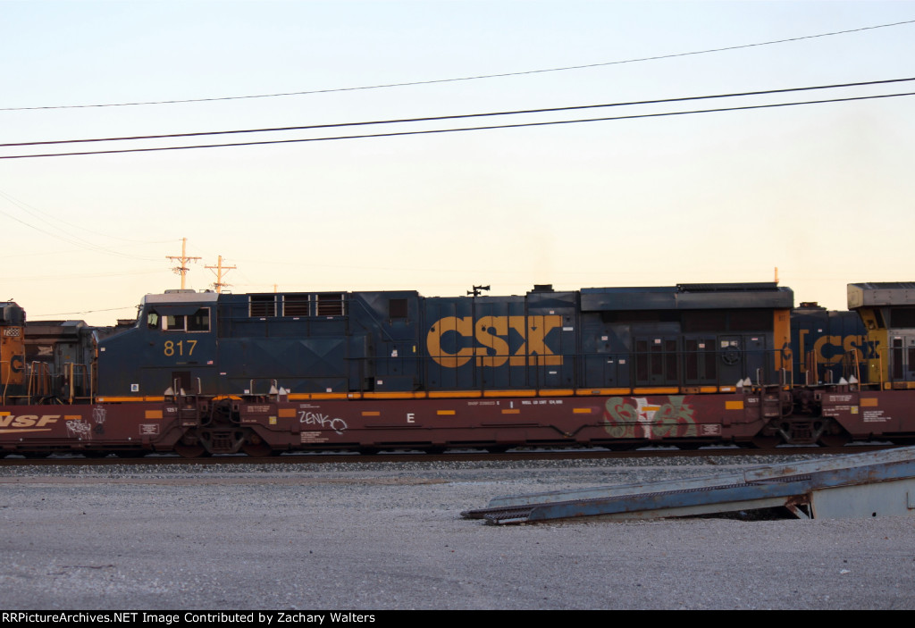 CSX 817